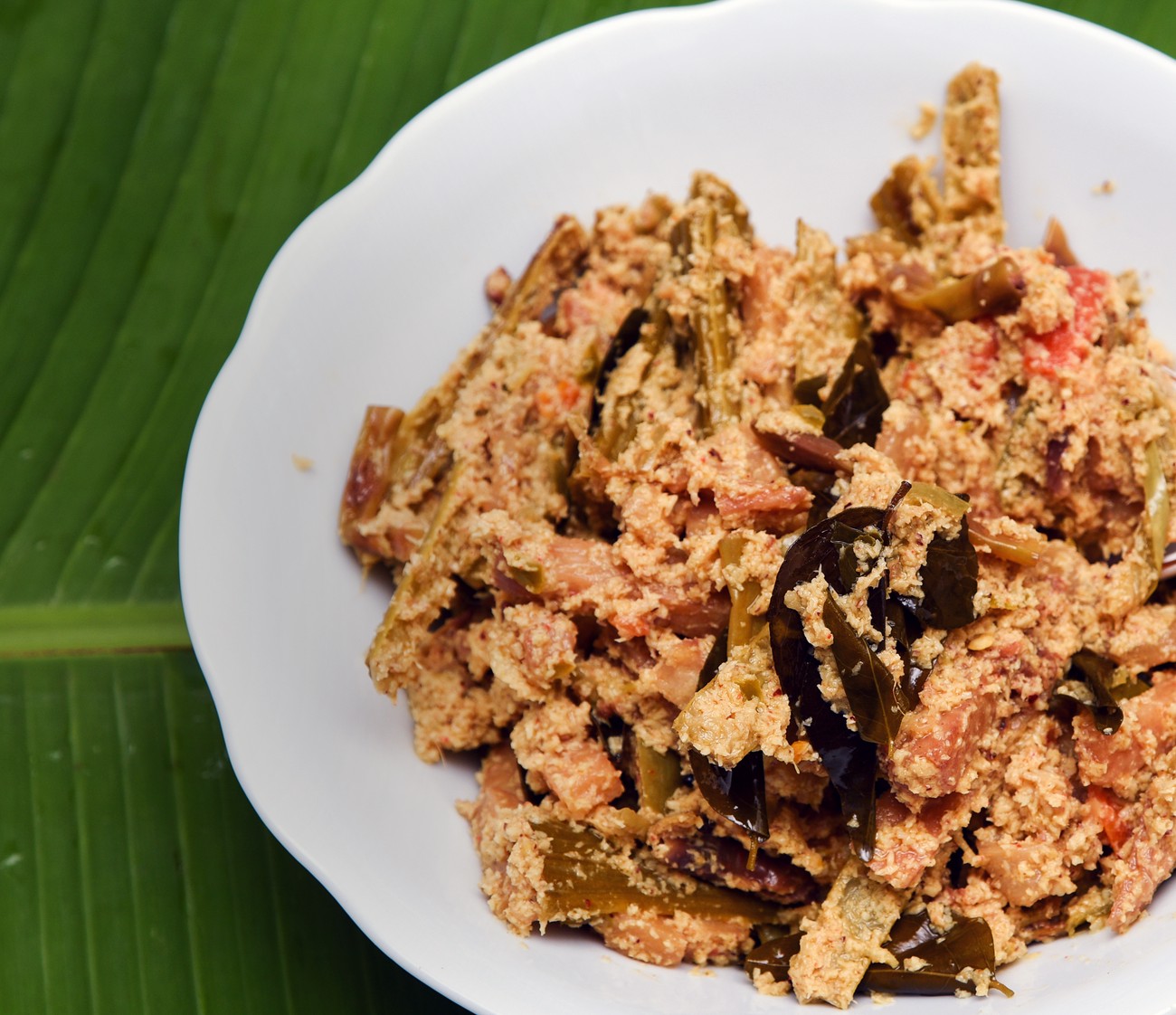 Avial (Special Kerala Side Dish) | Love Veg